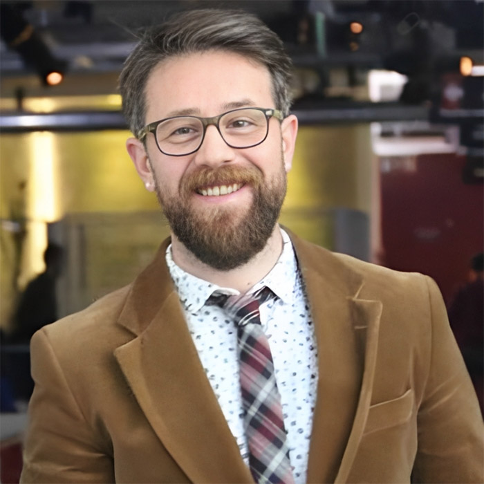 Dr. Lorenc Jasharllari: Plastic Surgeon | CV, Photos, Reviews & More