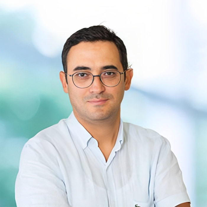 Dr. Serhan Derin: ENT Surgeon | CV, Photos, Reviews & More