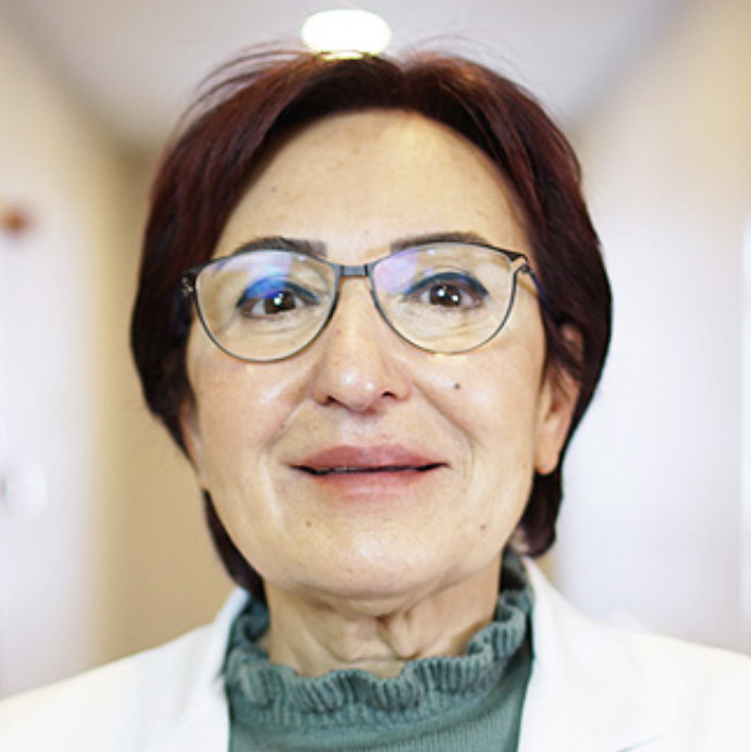 Dr. Zeliha Calikoglu: Dermatologist | CV, Photos, Reviews & More